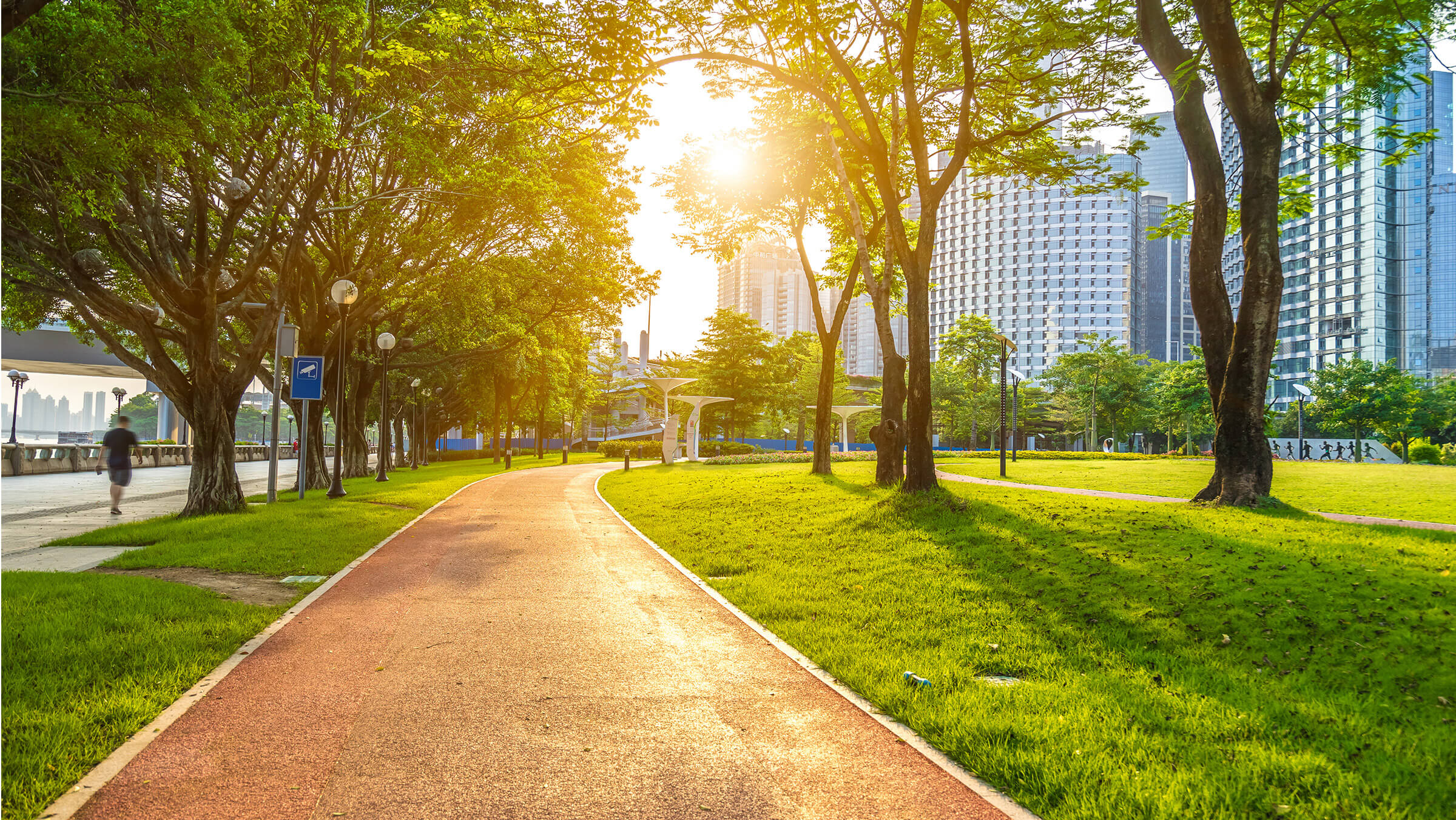 Incentivizing long-term clean energy investments